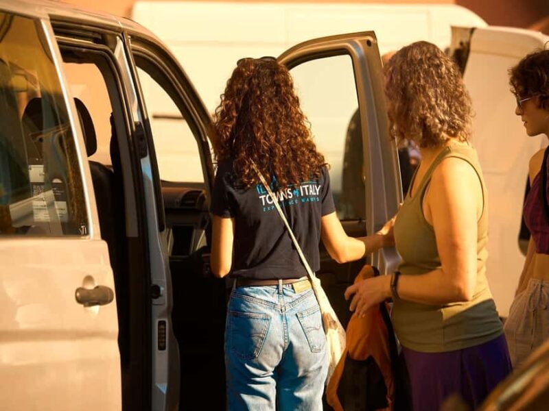 Florence: Great Chianti Wine and Olive Oil Trail with Lunch - The Town of Greve in Chianti