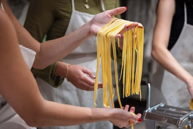 Florence: Handmade Pasta & Dessert Class with Unlimited Wine - FAQs