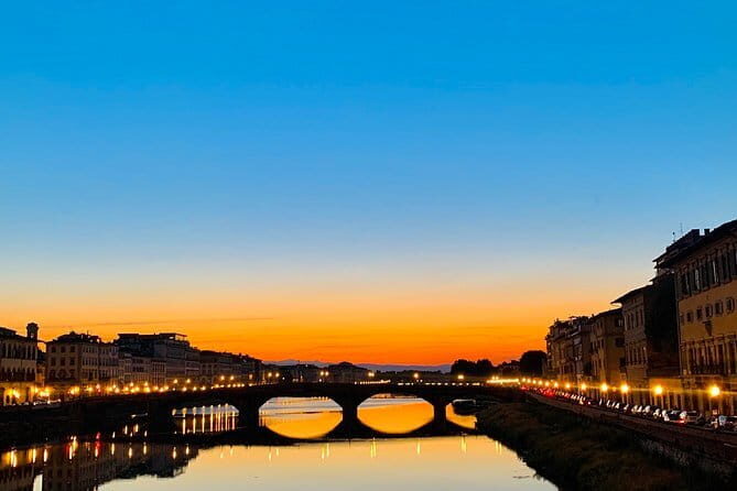 Florence Highlights Walking Tour By Night with Expert Guide - Key Points