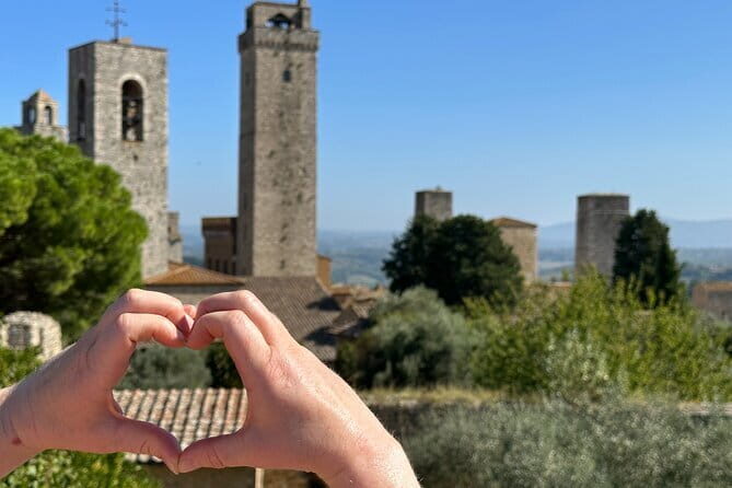 Florence in one day with a localGuide: David-City walk-Uffizi - FAQs