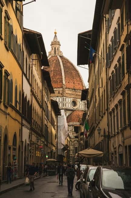 Florence Must-See Squares Walking Tour with Vincenzo - Is This Tour Right for You?