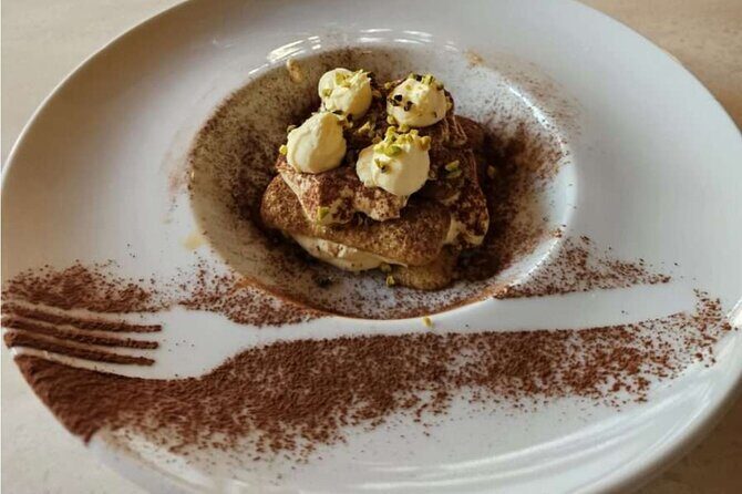 Florence Pizza & Tiramisù Cooking Class: Small Group Experience - What Makes This Cooking Class Stand Out?