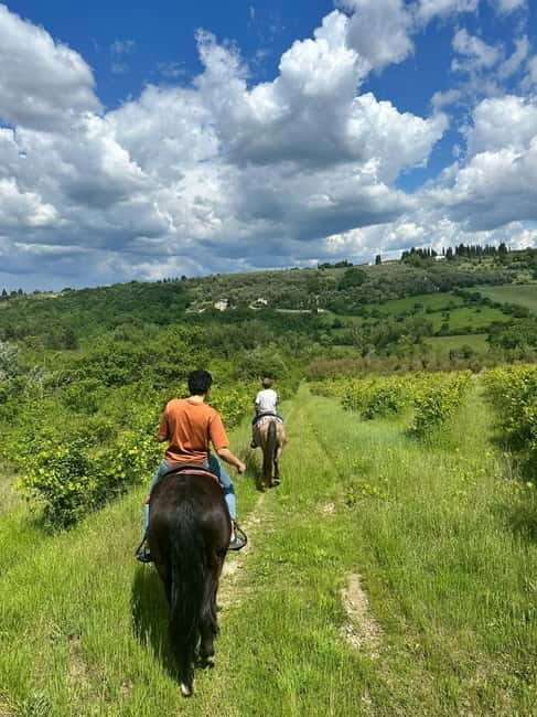 Florence: Private Horseback Ride with Wine Aperitivo - Key Points