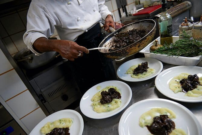 Florence: Street Food Tour and Sightseeing with Local Expert Guide in 2.5 hours - FAQs