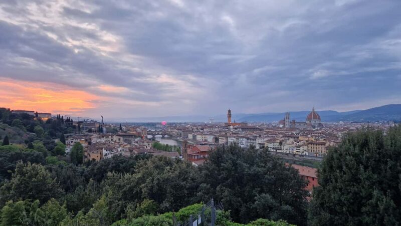 Florence Walking Tour & Sunset & Piazzale Michelangelo - Exploring the Florence Walking Tour & Sunset & Piazzale Michelangelo in Detail