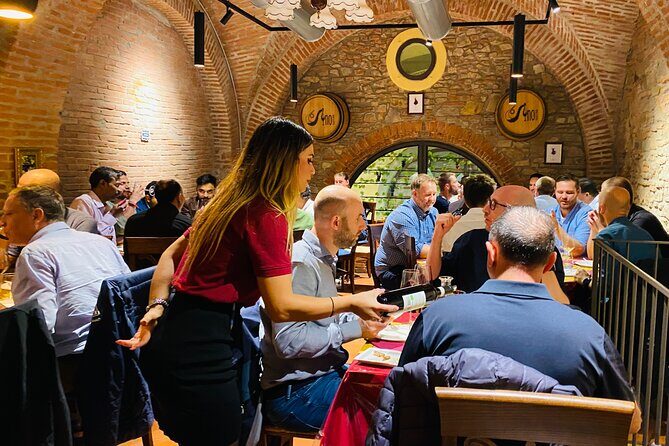 Florence Wine Tasting Experience with Three Types of Tuscan Wine - Key Points