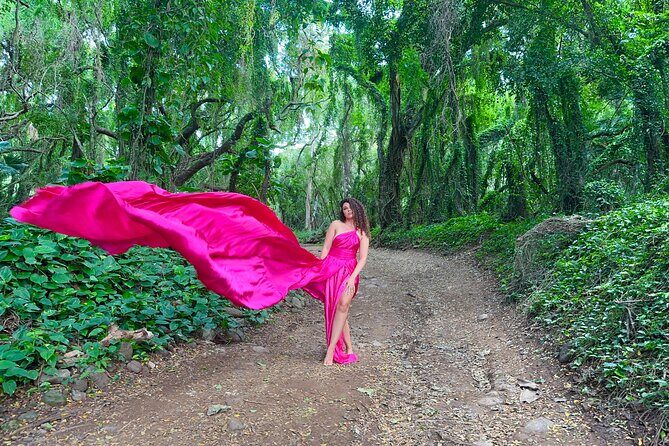 Flying Dress Photo Shoot in Maui - What to Expect During the Session