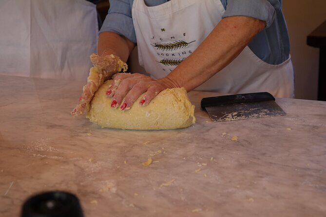 Focaccia and Pesto Cooking Class in the Roman Countryside - What to Expect from the Cooking Class
