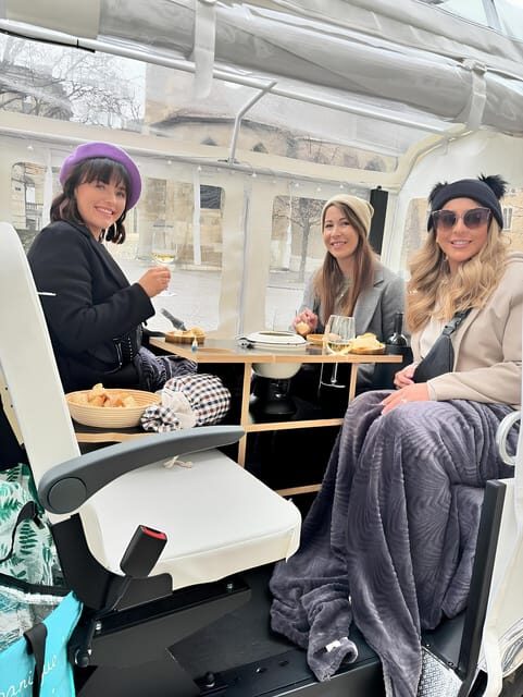 Fondue and wine private Tuk Tuk tour in Geneva - FAQ  