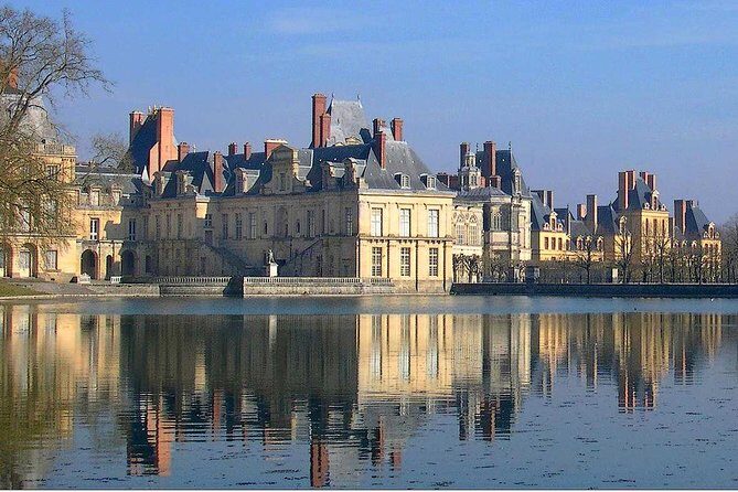 Fontainebleau & Barbizon Half Day Guided Tour from Paris + Entry - FAQ