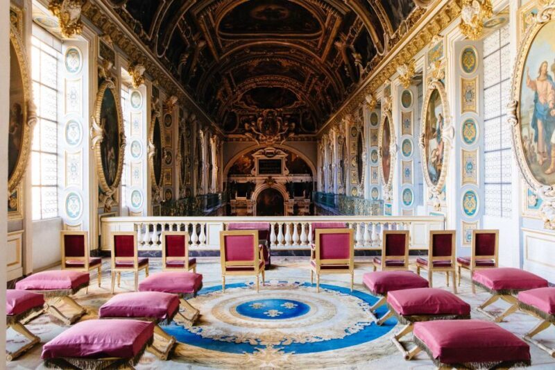 Fontainebleau: Palace Private Guided Tour with Ticket - The Guided Walk Through Château de Fontainebleau