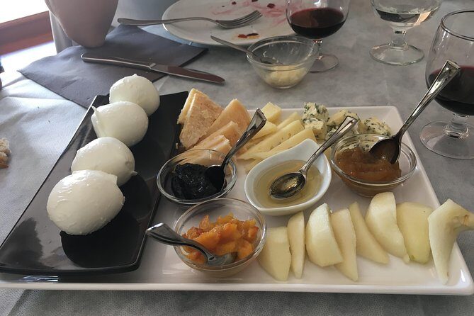 Food and wine tour of Pescara Vecchia on foot - Key Points