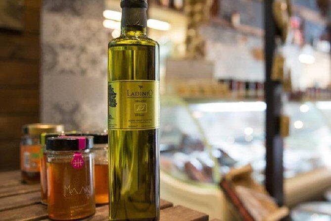 Food Tour in Nafplio - Authenticity & Atmosphere