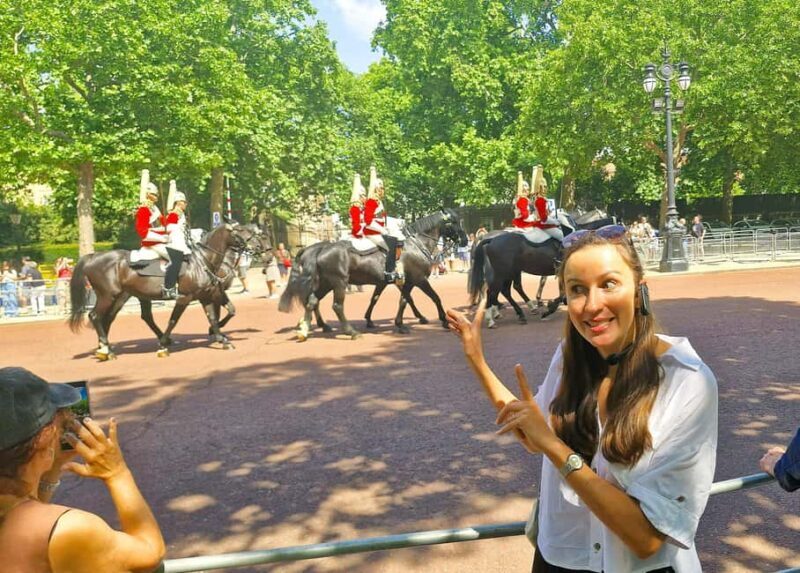 For Russian Speakers: London Tour with a Qualified Guide - Practical Details