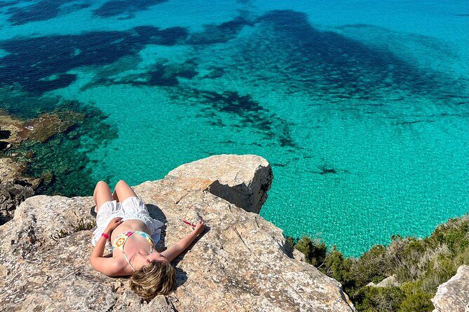 Formentera 4X4 Tour of Secret Corners in Land Rover Defender - FAQ