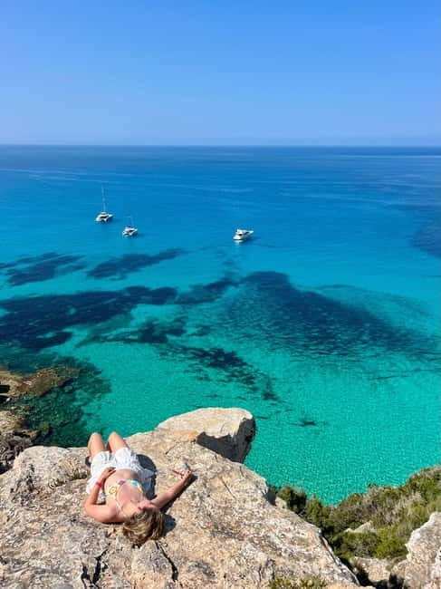 Formentera: Hidden Spots 4X4 Tour in Land Rover Defender - FAQ