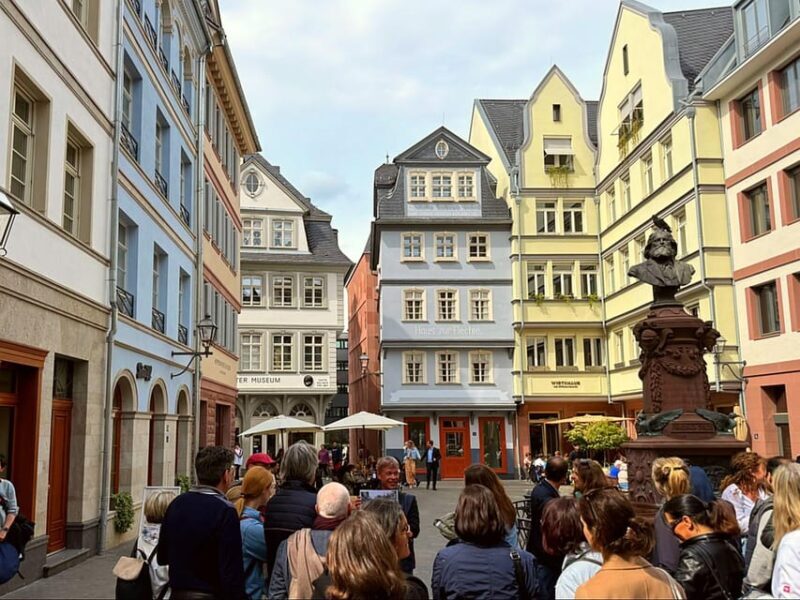 Frankfurt: Discover the heart of Frankfurt - a city tour in German - Key Points