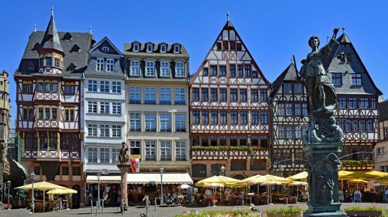 Frankfurt: Discover the heart of Frankfurt  a city tour in Russian - An In-Depth Look at the Tour