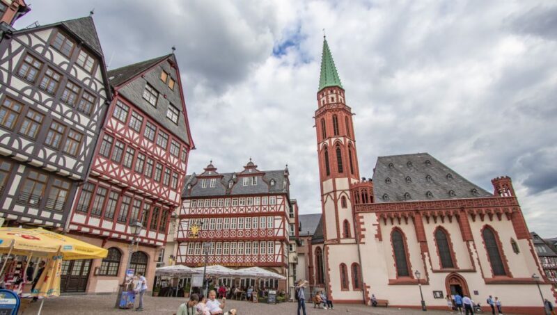 Frankfurt: Express Walk with a Local in 60 minutes - Why this tour is a smart choice for travelers