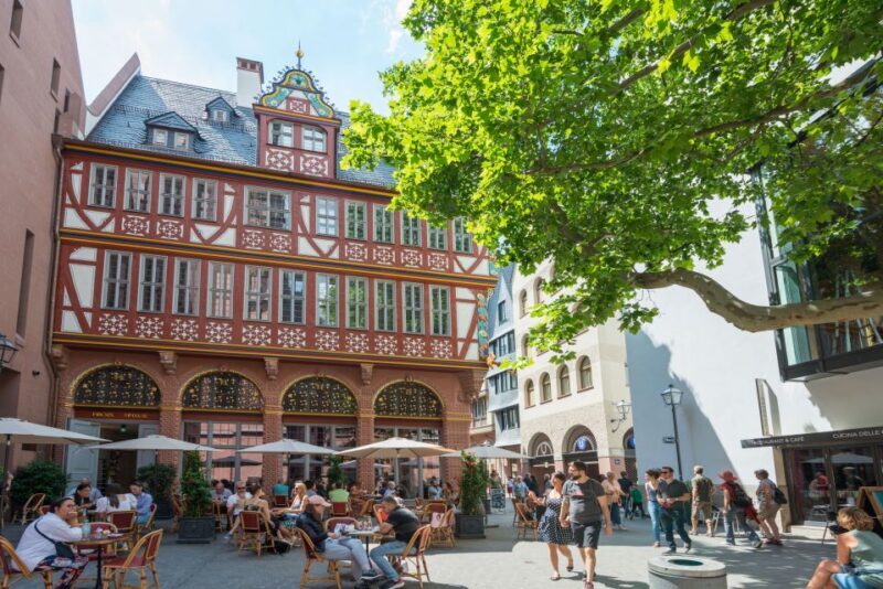 Frankfurt: Highlights and New Old Town English-Language Tour - Value for Money