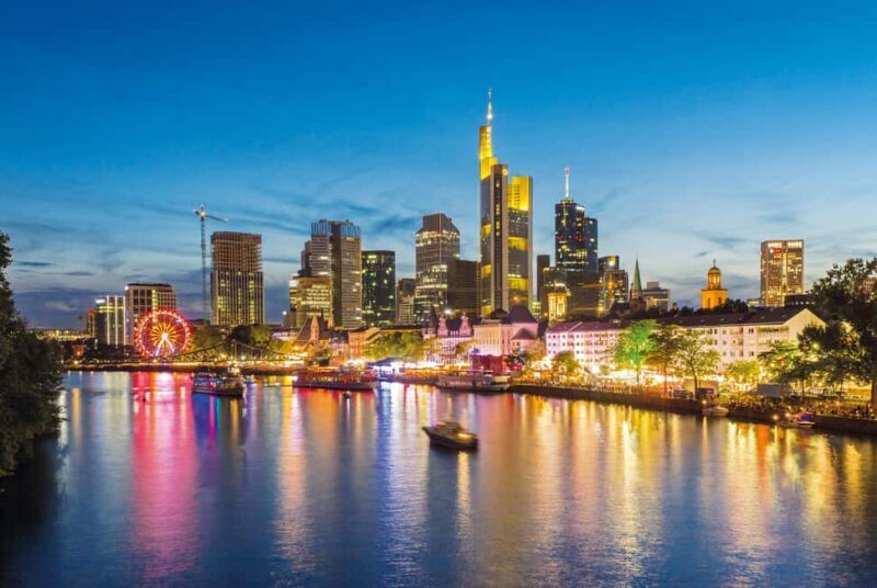 Frankfurt: Lounge Abendfahrt Frankfurt - Practical Details & Logistics