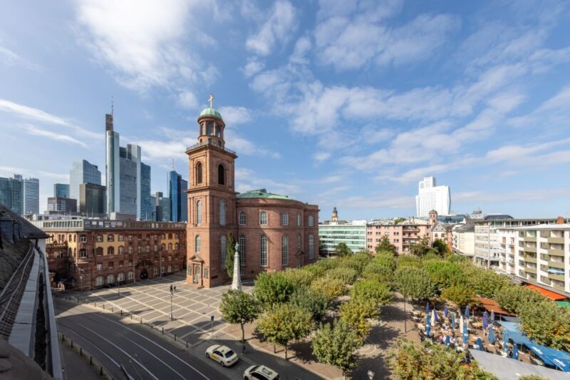 Frankfurt: New Old Town and Highlights German-Language Tour - FAQ