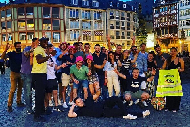 Frankfurt Night PubCrawl: 4 Venues, Welcome Shots + Club Entry - Key Points  