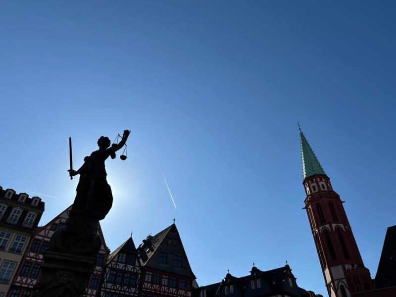 Frankfurt on Foot Daily Walking Tour in English - Key Points