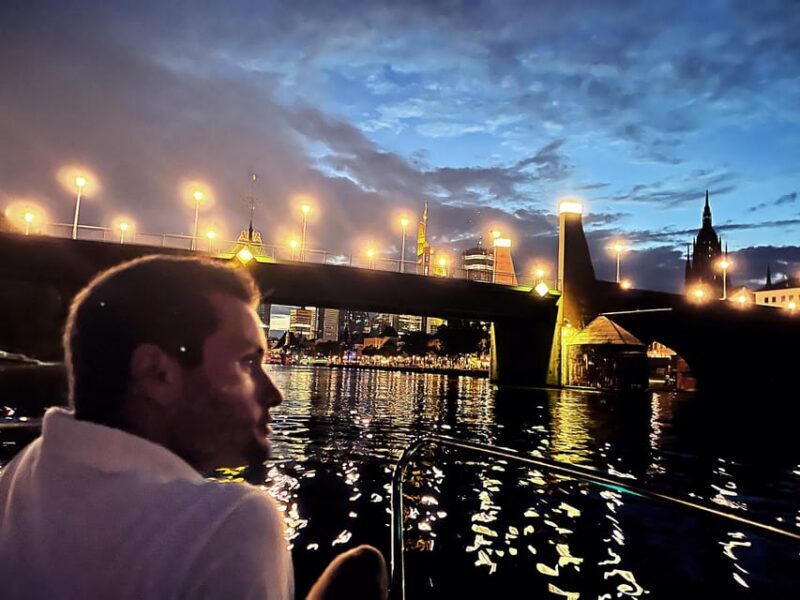 Frankfurt: Private Romantic Skyline Boat Tour - Final Thoughts