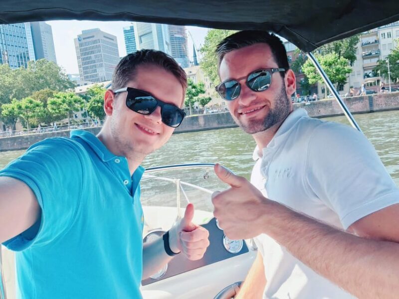 Frankfurt: Private Sport Boat Tour - Speed, Fun & Skyline - FAQ