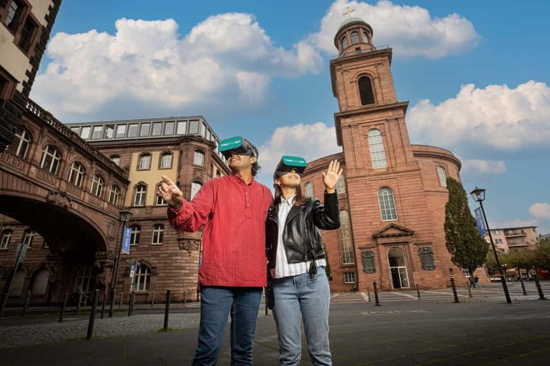 Frankfurt: Walking Tour - discover the city with VR glasses - An In-Depth Look at the Tour Experience