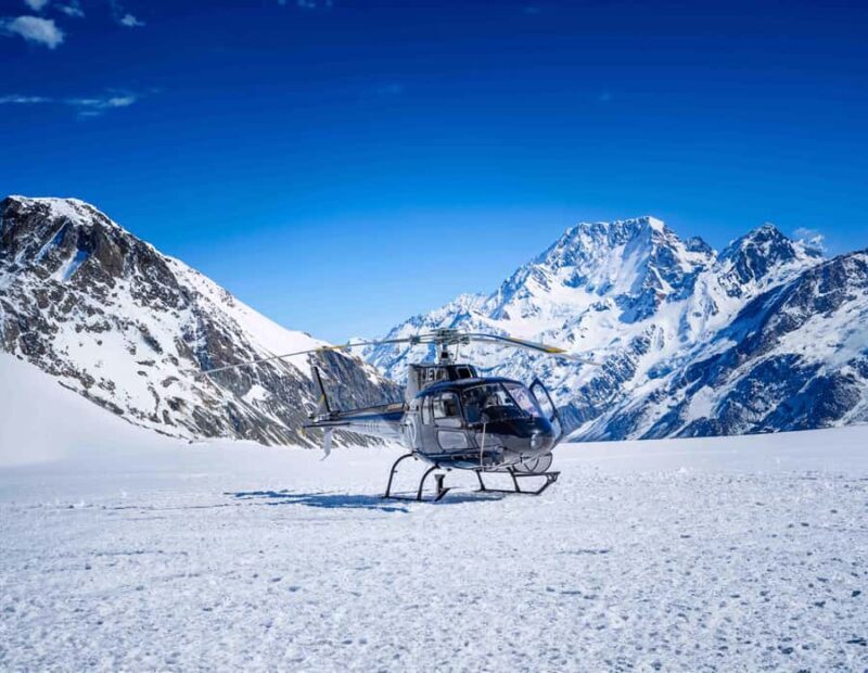 Franz Josef: 30-min Flight Franz Josef & Tasman Glaciers - The Experience: A Deep Dive into the Flight