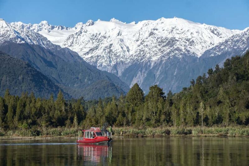 Franz Josef Glacier: 2-Hour Scenic Lake Mapourika Cruise - An In-Depth Look at the Tour Experience