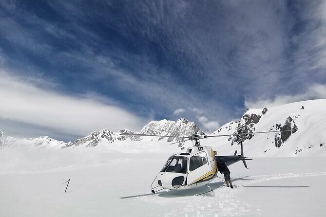 Franz Josef Glacier and snow landing (allow 20 minutes - departs Franz Josef) - A Breath of Fresh Air: Helicopter Over Franz Josef Glacier with Snow Landing