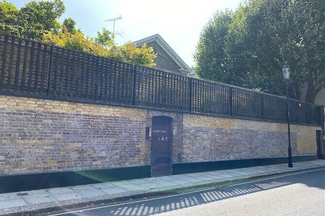 Freddie Mercury and Queen. The London tour - FAQ  