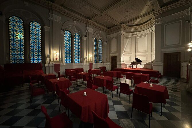 Freddie Mercury Opera Show in Rome - The Pros and Cons as Mentioned by Reviewers