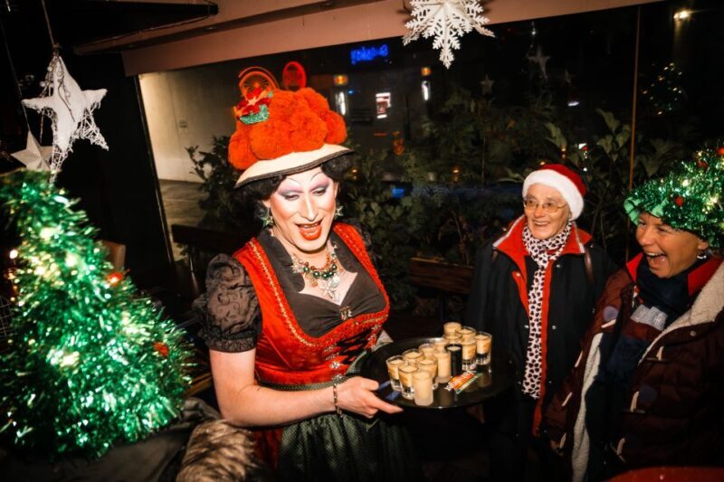 Freiburg: Christmas Drag Show Walk with Betty BBQ - Key Points: