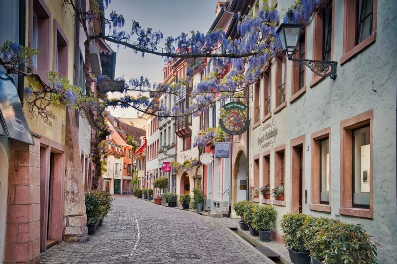 Freiburg: Express Walk with a Local in 60 minutes - Practical Tips for Travelers