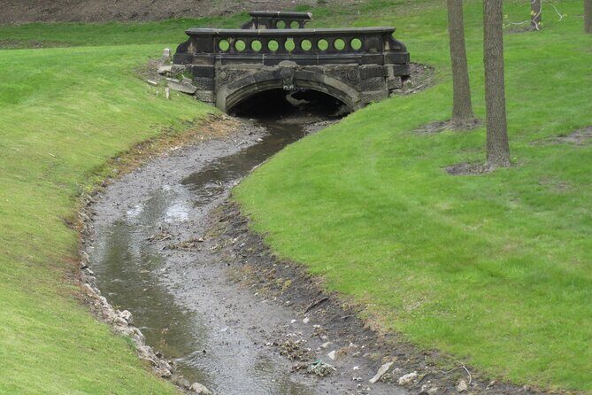 French History Tour of Detroit A Self-Guided Audio Tour App - Exploring the Itinerary: What to Expect at Each Stop