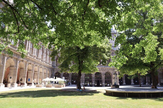 Freud - Inside the mind of a Genius - Critical Considerations