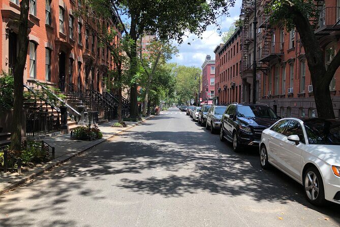 Friends' Locations Tour - FAQs