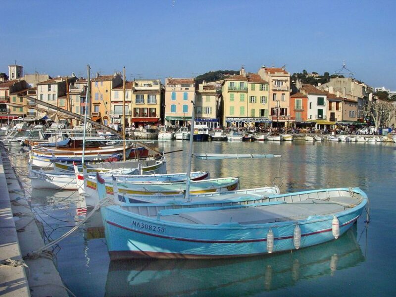 From Aix-en-Provence: Cassis & Luberon Full-Day Tour - Who Would Enjoy This Tour?