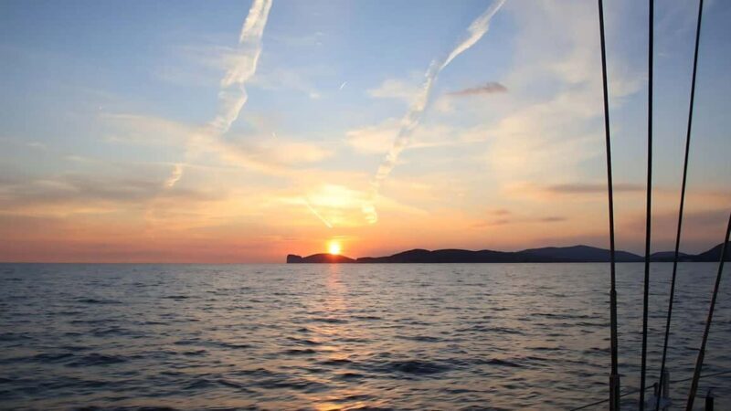 From Alghero: sunset on a sailing boat with aperitif - Key Points