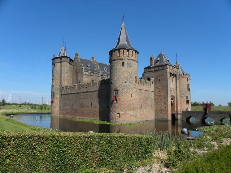 From Amsterdam: Amsterdam Castle Muiderslot Private Tour - Discovering Muiden Castle: A Private Tour from Amsterdam