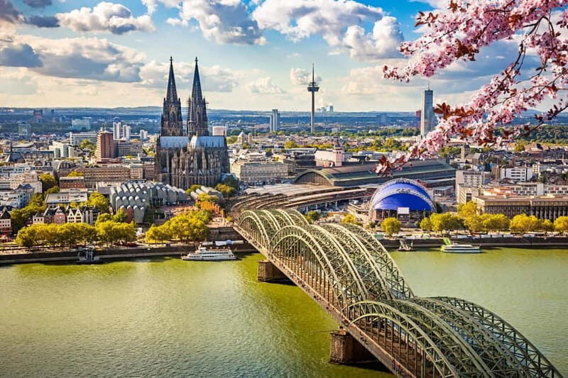 From Amsterdam: Cologne Full-Day Tour - Authentic Experiences and Ample Photo Opportunities