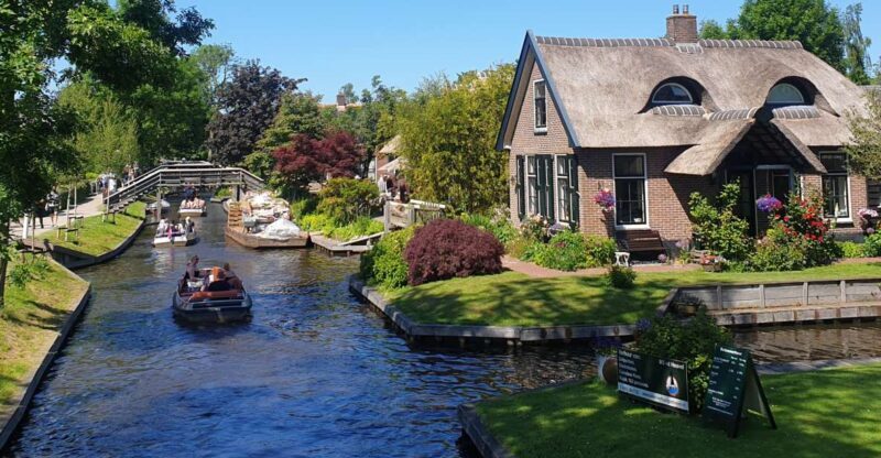 From Amsterdam: Giethoorn Day Trip with Small Electric Boat - The Sum Up