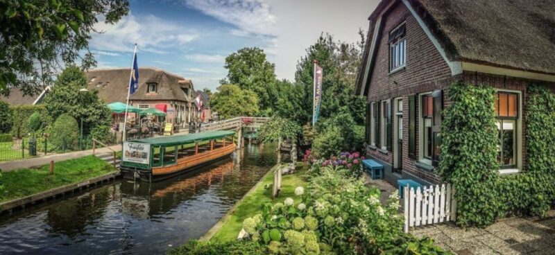 From Amsterdam: Private Tour to Giethoorn with Canal Cruise - Key Points
