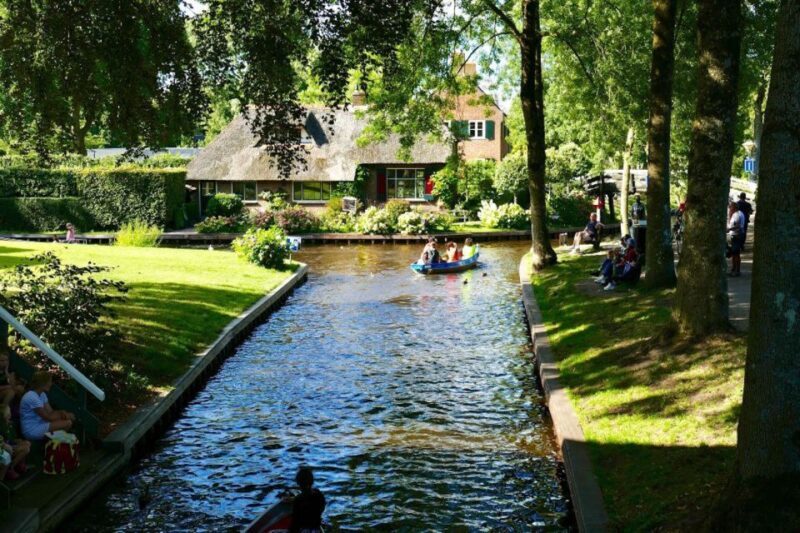 From Amsterdam: Private Tour to Giethoorn with Canal Cruise - Authenticity and Reviews