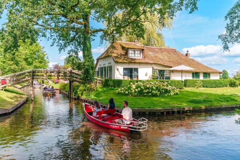From Amsterdam: Ultimate Giethoorn Experience with Boat Tour - Key Points