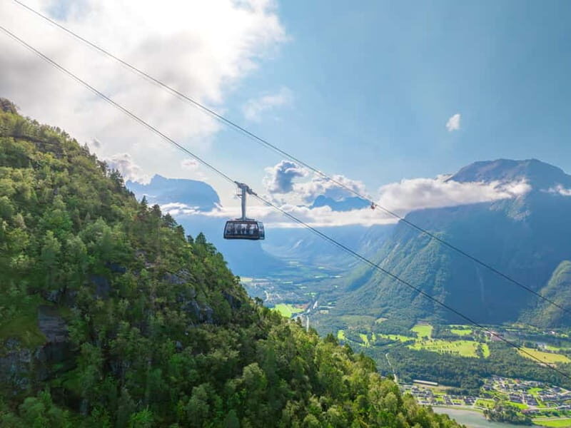 From Åndalsnes: Yoga on Nesaksla Mountain and Gondola Ticket - The Itinerary and What to Expect